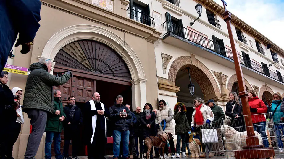 La Orden del Volatín, fiel a la tradición de San Antón